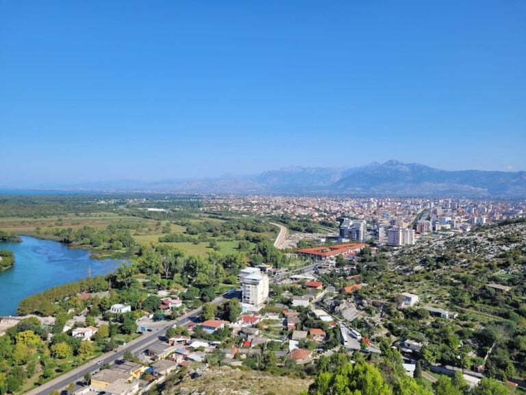Visiter Shkodër au Nord de l'Albanie - Nomad Turtles